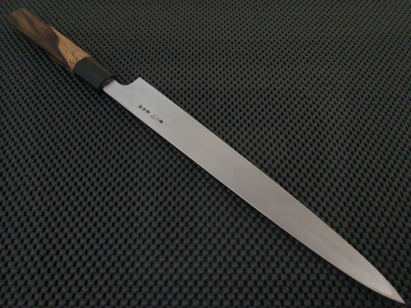 Hitohira Togashi Tanryumon Mizu Honyaki | 300mm Yanagiba Knife (Aogami ...