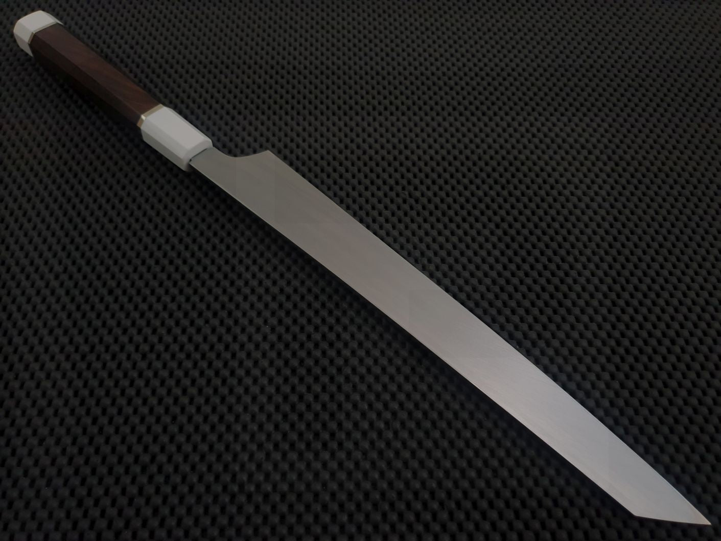 Sakai Takayuki Shinuchi Mizu Honyaki | 300mm Yanagiba Knife – ProTooling