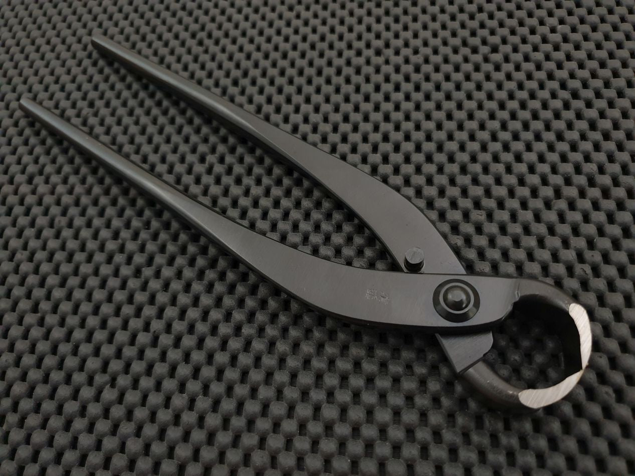Zuki Garden KT | Bonsai Root Cutter (Carbon) - 210 – ProTooling